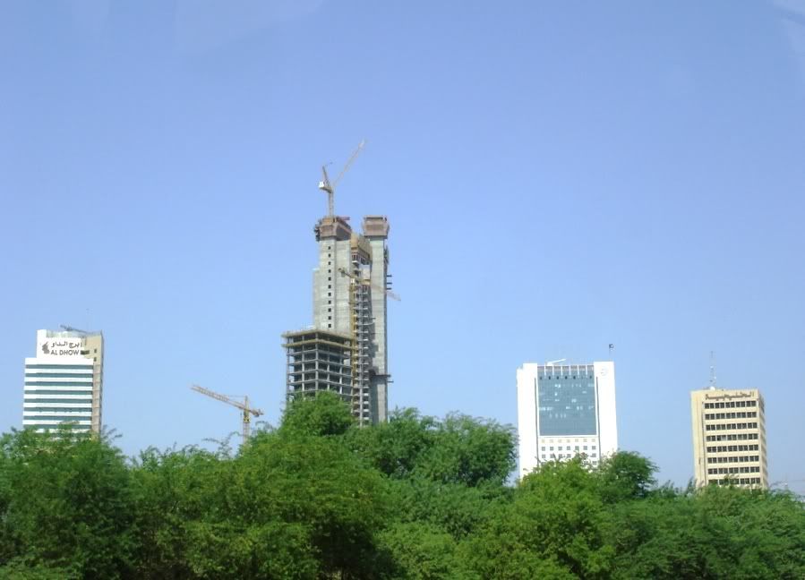 #COMPLETED: "Arraya Center Office Tower", 60F, 300M, Offices | Page 12 | SkyscraperCity Forum